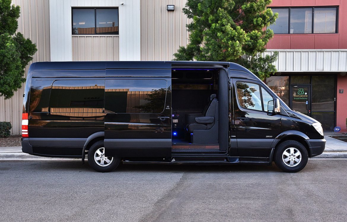 Luxury Jet Sprinter - Cle Lux Transportation